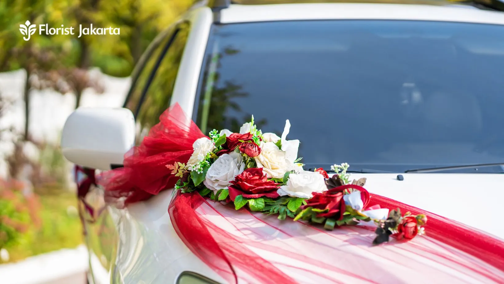 Cara Hias Mobil Pengantin dengan Bunga tanpa Membuka Kap